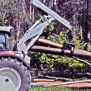 Trailer-mounted forestry crane - 40,50,60,70,90 series - Pfanzelt ...