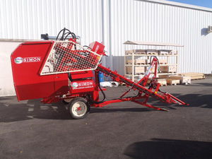 Carrot harvester machine - R1B22-R1B32 - SIMON - beet / towed / 1-row