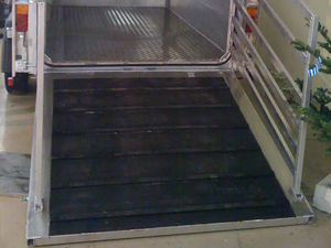 Rubber floor mat - ID MAT 6 - IDS Agri - for livestock trailers / non ...