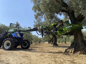 Mounted tree shaker, Mounted trunk shaker - All the agricultural ...