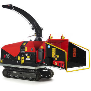 Self-propelled wood chipper - 175 Track ZE - Linddana A/S - diesel ...