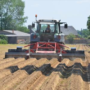 Steam weeder - KB Twin® - M.M.E - mounted