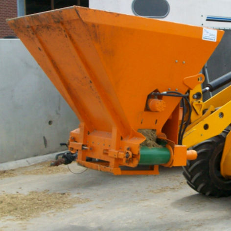 Mounted straw bedder - Z series - Flingk Machinebouw B.V. - for sawdust