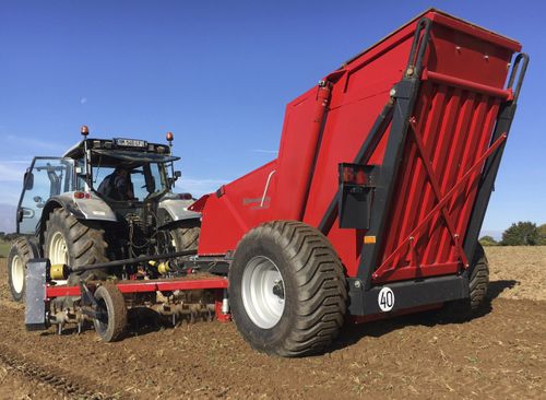 Tractor rock picker - SB 4000 - KONGSKILDE Industries A/S - towed