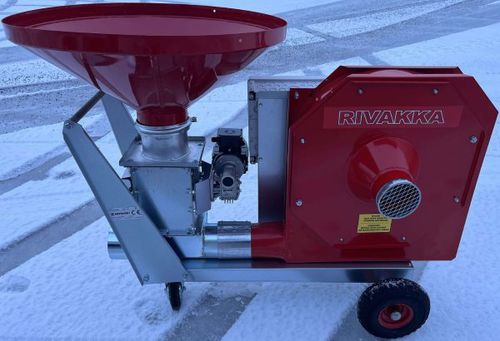 Mobile grain blower - Rivakka Nipere Oy
