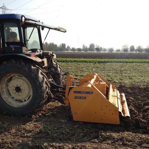 PTO-driven spading machine - SERIES 150.95 - SELVATICI srl - tractor ...