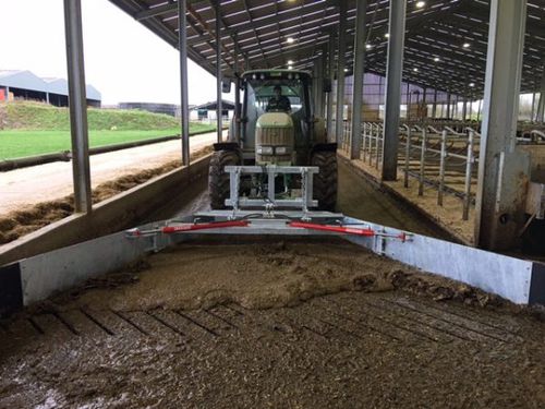 U-shaped manure scraper - Eagle - Storth Ltd. - rubber