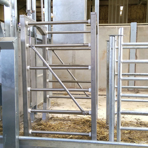 Cow identification system - ATL - Agricultural Technology Ltd. - for ...