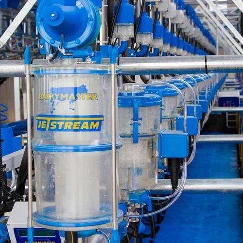 Electronic milk meter - Dairymaster - with data recording system