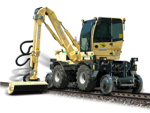 Self-propelled reach mower - ILF R1500 - Energreen - hydrostatic