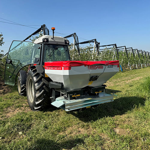 Orchard fertilizer spreader - DELTA FRUIT - EuroSpand - tractor-mounted ...