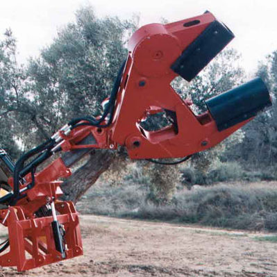 Olive tree shaker - PHK10 - Roda Maquinaria - self-propelled ...