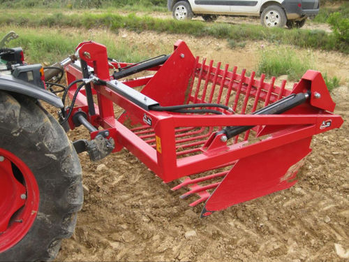 Tractor rock picker - DSP Series - Vila Maquinaria Agricola - unload to ...