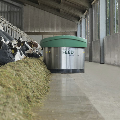 Automatic feed pusher - F4800 - GEA - self-propelled