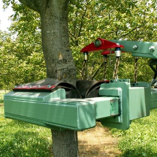 Fruit tree shaker - VHE - AMB Rousset - nuts / mounted / hydraulic
