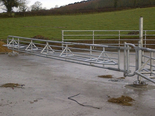 Crowd gate - Circular Backing Gate - O'Donnell Engineering