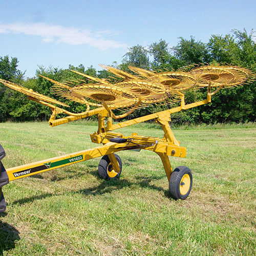 Wheel rake - VR1022 - Vermeer - center delivery / multi-rotor
