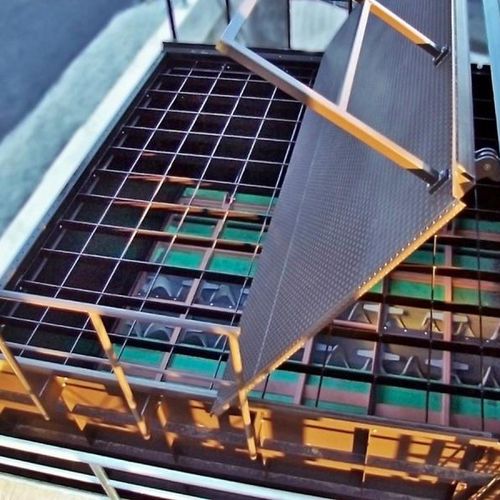 Unloading receiving chute - HUNING Anlagenbau GmbH & Co. KG