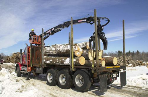 Truck-mounted log loader - 80XLE - barko - knuckle boom