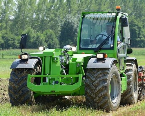 Agricultural telehandler - MF40.9CS - Fiche Test AG 1 - 3-point hitch ...