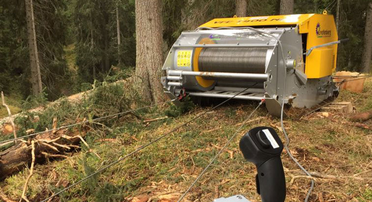 Verricello forestale montato su trattore - Vfe 1400 New - GREIFENBERG ...