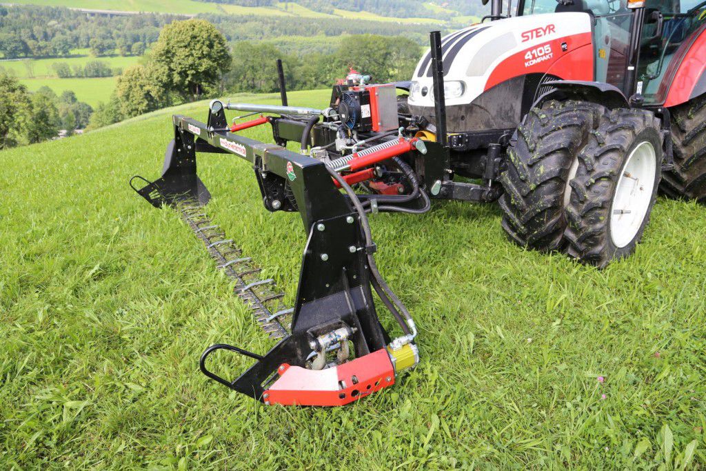 Falciatrice con barra falciante - BB - Umwelttechnik - montaggio ...