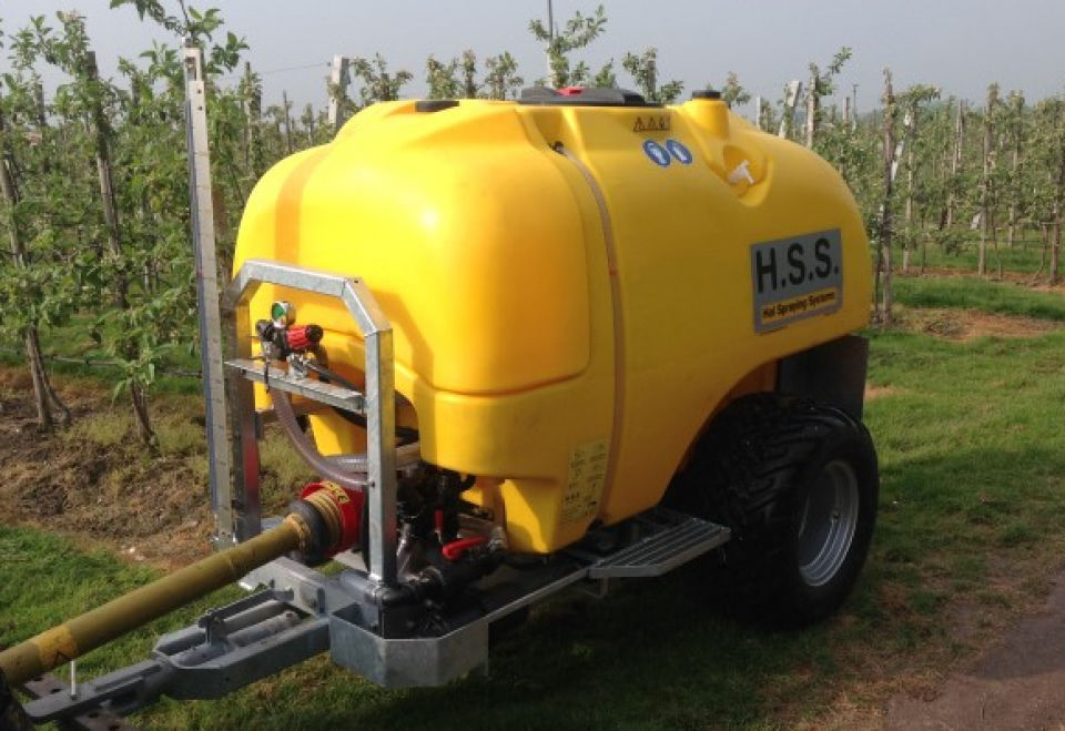 Pulverizador de arrasto - WS series - Hol Spraying systems ( HSS ) - para pomar / com bomba de ...