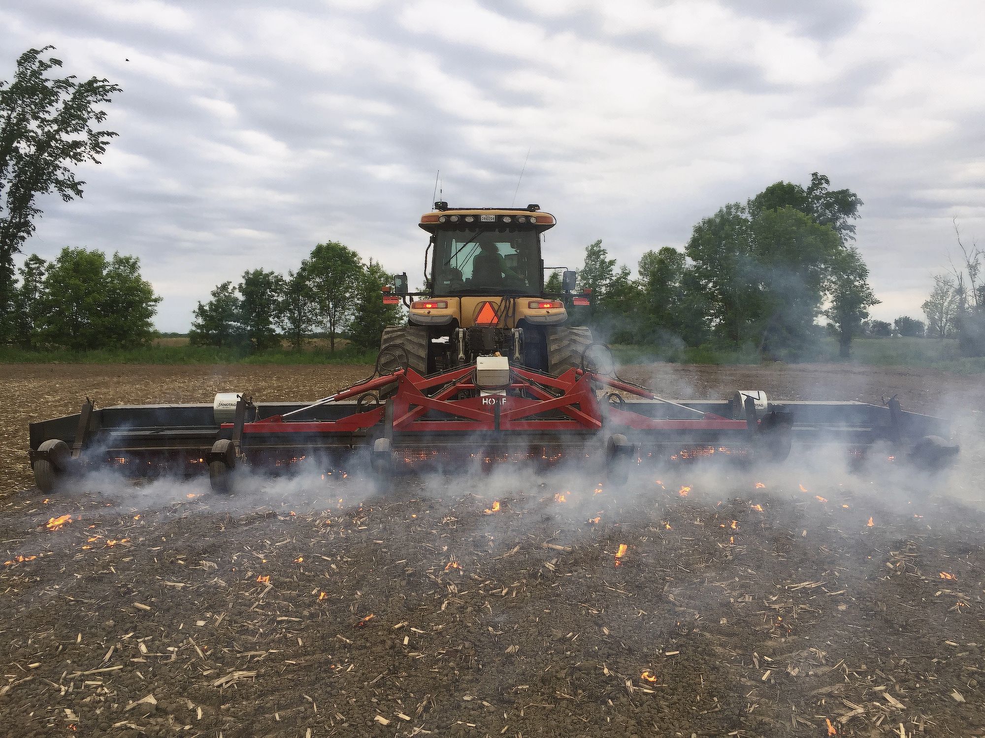 Capinadeira térmica - KB9.2 DR - M.M.E - montada em trator